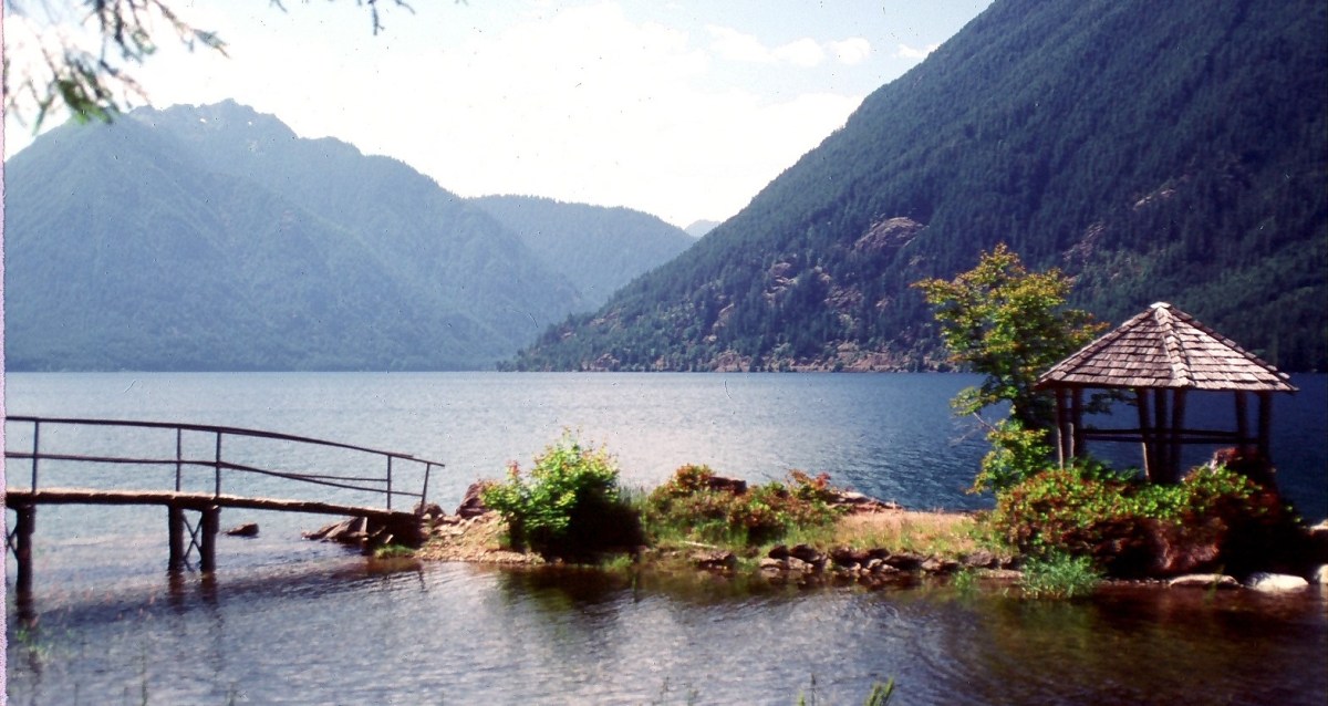 Antigone and Ismene – Making Difficult Choices – Come From Away